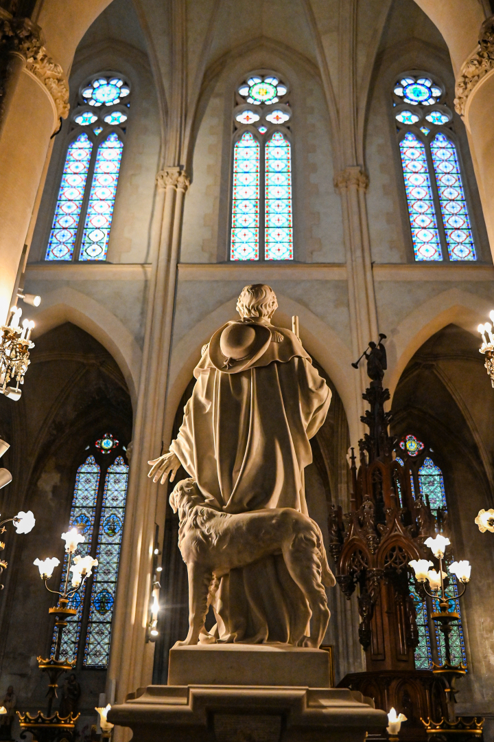 Les vitraux du sanctuaire Saint-Roch à Montpellier ont été rénovés - En Commun